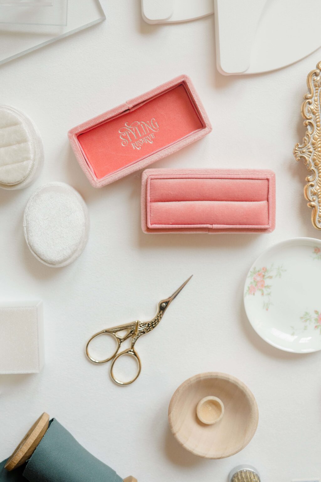 Flat Lay Tips and Tools for Stunning Wedding Detail Photos ...